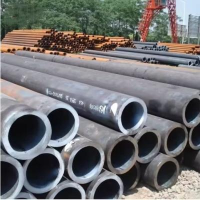 Cina 12M Lunghezza laminato a caldo ASTM 335 p5 56 pollici tubo cilindrico senza saldatura in acciaio al carbonio per applicazioni ad alta temperatura in vendita