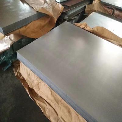 Cina Piastra di acciaio caldo laminato caldo professionale ASTM a carbonio mite per caldaie per container per navi Larghezza 1m-3m o richiesta in vendita