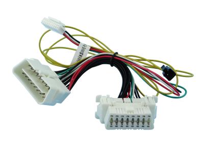 Cina 16 pin Automotive Wire Harness Assembly Connector maschio e femmina OBD2 Cable in vendita