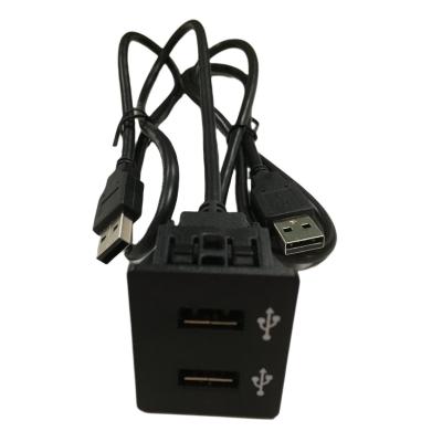 Cina Car Dash Cable Wire Harnesses Single Dual Car Charger Socket USB in vendita