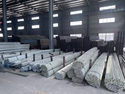 Cina AISI 1040 Carbon Steel Bar Cold Drawn Astm A322 4140 Round in vendita