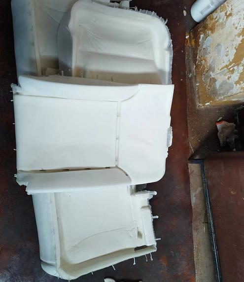 Foam release agent packaging and labeling