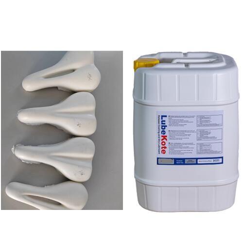 Finished shoe soles with glossy surface from Lubekote application