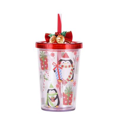 Cina Stile di design carino Campana di Natale doppio strato BAP di plastica GRATUITA Tazza d'acqua potabile di paglia in vendita