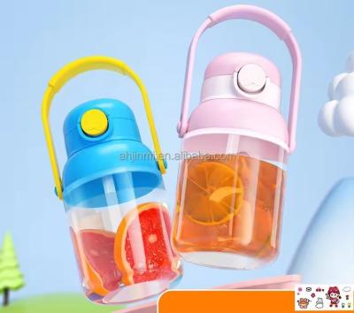 Cina Bottina di succo senza BPA per viaggi e attività all'aria aperta in vendita