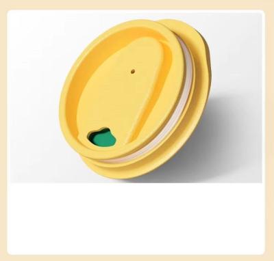 Cina 285g Logo personalizzato Plastico di grande capacità Sport all'aperto Portatile Succo di paglia Bicchiere di acqua potabile in vendita