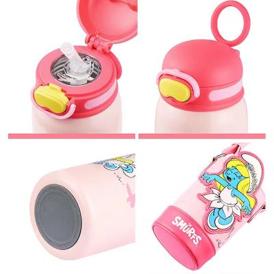 China Gepersonaliseerd Hou warm en koud Sportwaterflesje voor kinderen met een riemdeksel 550 ml capaciteit Te koop