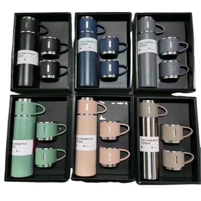 Cina 500 ml Capacità Business Cup Termo in acciaio inossidabile Bottiglie d'acqua con 3 tappi Rosa in vendita