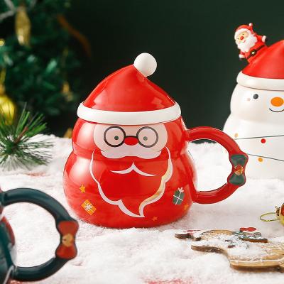 Cina Tazze di caffè Creative Blu o Rosso Cute Tea Milk Snowball Cup per le vacanze invernali in vendita