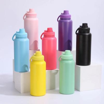 China Custom 18oz Large Capacity Stainless Steel Water Bottle for Portable Outdoor Activities for sale