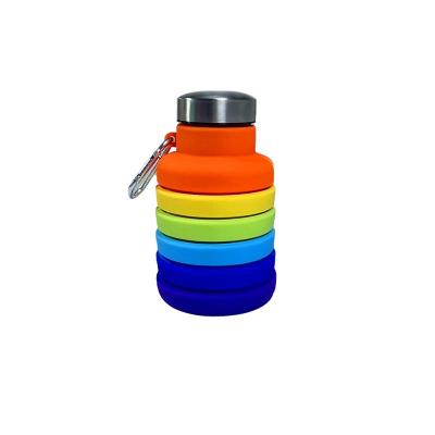Cina Logo personalizzato Bottiglia d'acqua in silicone da 500 ml per palestra natalizia Sport BPA gratis Coppa Studente in vendita
