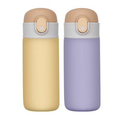 China 16oz Populaire kinderfles met lekkagebestendige vormgeving en voedselkwaliteit PP/silicon materiaal Te koop