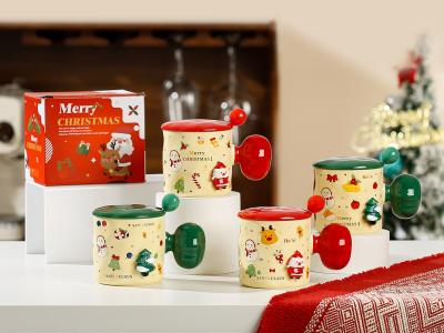 Cina High Beauty 3D Christmas Mug Gift Cover Con Cucchiaio Sublimazione Stile Disegno Personalizzato in vendita