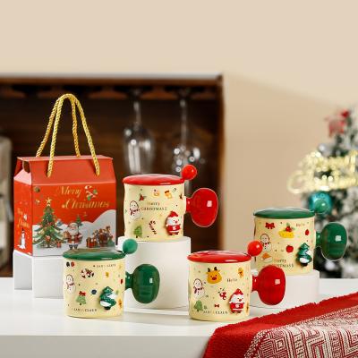 Cina High Beauty 3D Christmas Mug Gift Cover Con Cucchiaio Sublimazione Stile Disegno Personalizzato in vendita