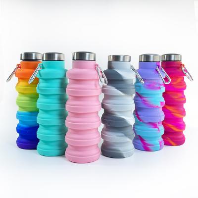 Cina Bottiglia per sport all'aria aperta Bottelle d'acqua di silicone colorate e ricaricabili con logo personalizzato in vendita