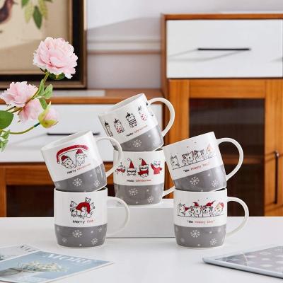 Cina Logo personalizzato 14 oz Tazza di Natale in ceramica Portatile Riutilizzabile divertente tazza di cioccolato regalo di Natale in vendita