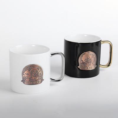 China Resuable Water Bottle Handmade Tea Cup Custom Logo Glazed Ceramic Porcelain Coffee Mugs for sale