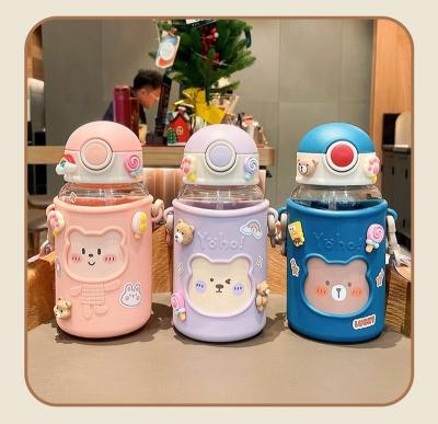 Cina Reutilizzabile Bambini Bambini Scuola Bottiglia d'acqua di plastica Ideale per le occasioni di ritorno a scuola in vendita