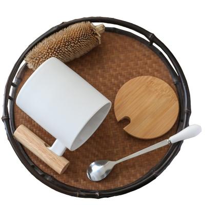 Cina Tazza di tazza in ceramica sostenibile con coperchio e logo personalizzato per gli amanti del tè in taglia di 0,5 kg in vendita