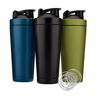 Cina Acciaio inossidabile 700ml Grande capacità Custom LOGO Fitness Shaker per viaggi e all'aria aperta in vendita