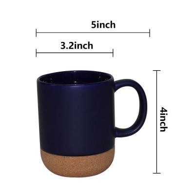 Cina Logo personalizzato Tazza da caffè in porcellana sublimata da 15 oz con fondo di legno Tazza di latte in ceramica nera in vendita