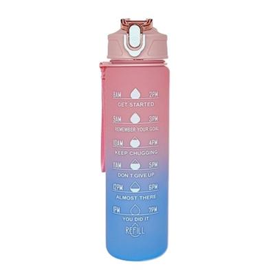 Cina Sport all'aria aperta 30oz BPA Gradiente libero Colorato Straight Drink Bottiglia di plastica con marcatore di tempo in vendita