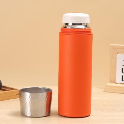 Chine Coupe à chapeau de printemps en acier inoxydable 316 Thermos portable pour étudiants en plein air à l'épreuve des fuites avec chapeau à vendre