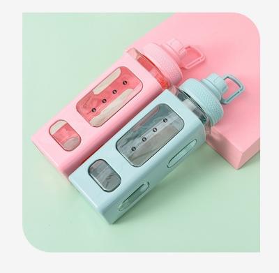 Cina Promozione Bottiglia d'acqua di plastica quadrata per attività all'aperto palestra impermeabile e resistente in vendita