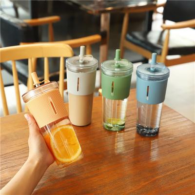 China 700ml Plastic Cup Custom Patterned WITH LID Outdoor Reusable Water Bottle For Adults for sale