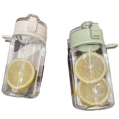 Cina Logo personalizzato Acceptabile Bottiglia d'acqua portatile resistente al calore per attività all'aria aperta in vendita