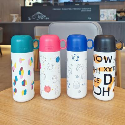 Chine 500 ml de thermos isolant en acier inoxydable avec motif et logo personnalisés acceptés à vendre