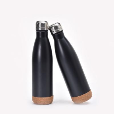 Chine Voyage en plein air Bouteille thermos en acier inoxydable en forme de cola de 500 ml pour le sport et le fitness à vendre