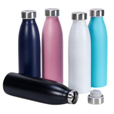 Chine Bouteille sportive isolée sous vide à double paroi de 500 ml en acier inoxydable avec poignée pliable à vendre