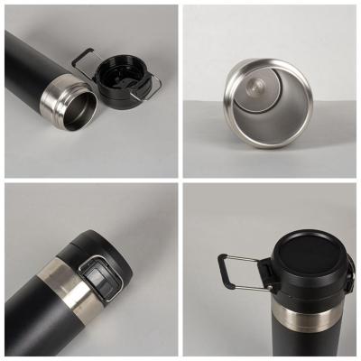 중국 700ml 용량 및 사용자 지정 로고와 함께 모든 적용 가능한 사람들을위한 단열 테르모스 병 판매용