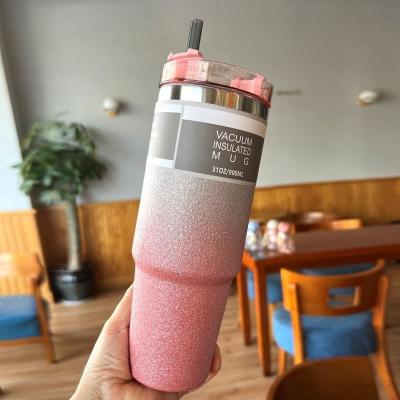 Chine Couleur personnalisée 20 oz / 30 oz étui d'eau isolée en acier inoxydable avec paille pour le fitness à vendre