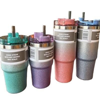 Китай 20 унций / 30 унций из нержавеющей стали изолированная чашка для фитнеса пользовательский логотип и материал продается