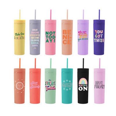 Cina Molti stili di design 16oz bottiglie di plastica per acqua per Tumbler in vendita