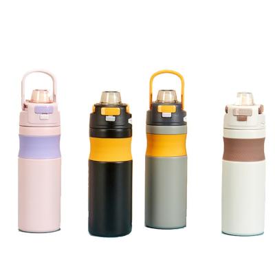 China 316 Edelstahl 580 ml Sportstroh Außenraum Studenten Vakuum Tragbare Wasserflasche zu verkaufen