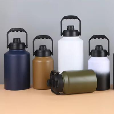 Китай Улучшите свои приключения на открытом воздухе с помощью этой бутылки с водой из нержавеющей стали большой вместимости продается