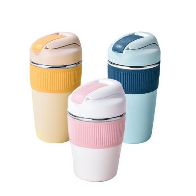 China Estilo de diseño portátil 350ML 480ML Taza de café de doble pared de acero inoxidable con paja en venta