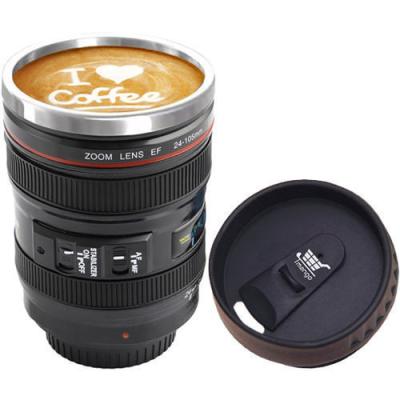 Cina Fotografi di viaggio Tumbler Camera Lens Tazza di caffè con disegno isolato e agitazione in vendita