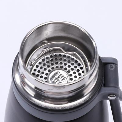 China 650ml/850ml capaciteit roestvrij staal vacuüm geïsoleerde fles ideaal voor buiten sporten Te koop