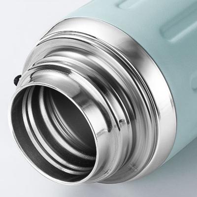 China Draagbare 316 roestvrijstalen vacuümfles Custom logo geaccepteerd voor buitenactiviteiten Te koop