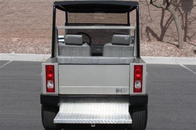 Cina Carretti di golf motorizzati stile elettrico legale del martello dei carretti di golf della via con le grandi luci cape in vendita