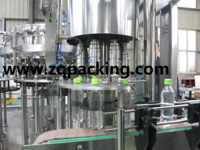 China Beverage Soda Filling Machine for sale