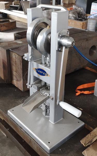 Quality Manual Handheld Tdp 0 6mm Single Punch Vitamin C Pill Tablet Press Machine for sale