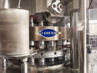 China 100 KN 3 Layer Tablet Compression Machine Rotary Type 21500 Pieces/Hour for sale