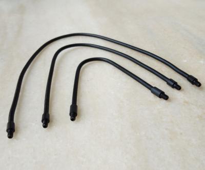 Cina Tubo a collo di cigno in metallo fai-da-te Supporto per microfono flessibile M4 Vite maschio nera 200mm 300mm 400MM in vendita