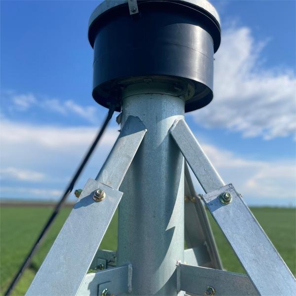 Quality China Center Pivot Irrigation System for 40ha Landfarm Zimmatic Style Energy-saving Irrigation Machine Inexpensive Low Cost for sale