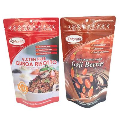 Cina Stia sulla chiusura lampo che i sacchetti d'imballaggio di Doypack di stoccaggio saldabile a caldo a chiusura lampo risigillabile dell'alimento insaccano con la chiara finestra in vendita